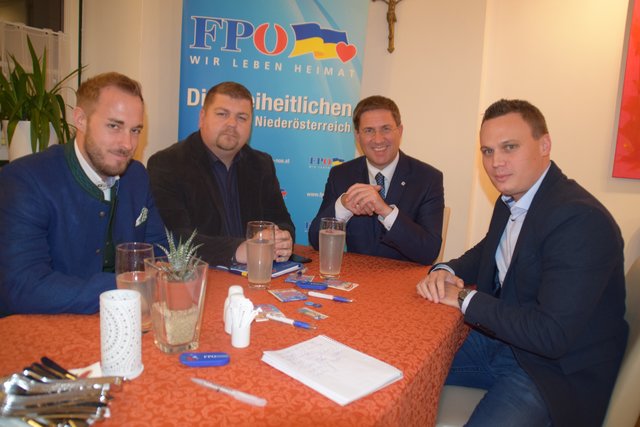 Besuch aus Oberösterreich: Welser Bürgermeister beim "Blauen Abend" - Tulln