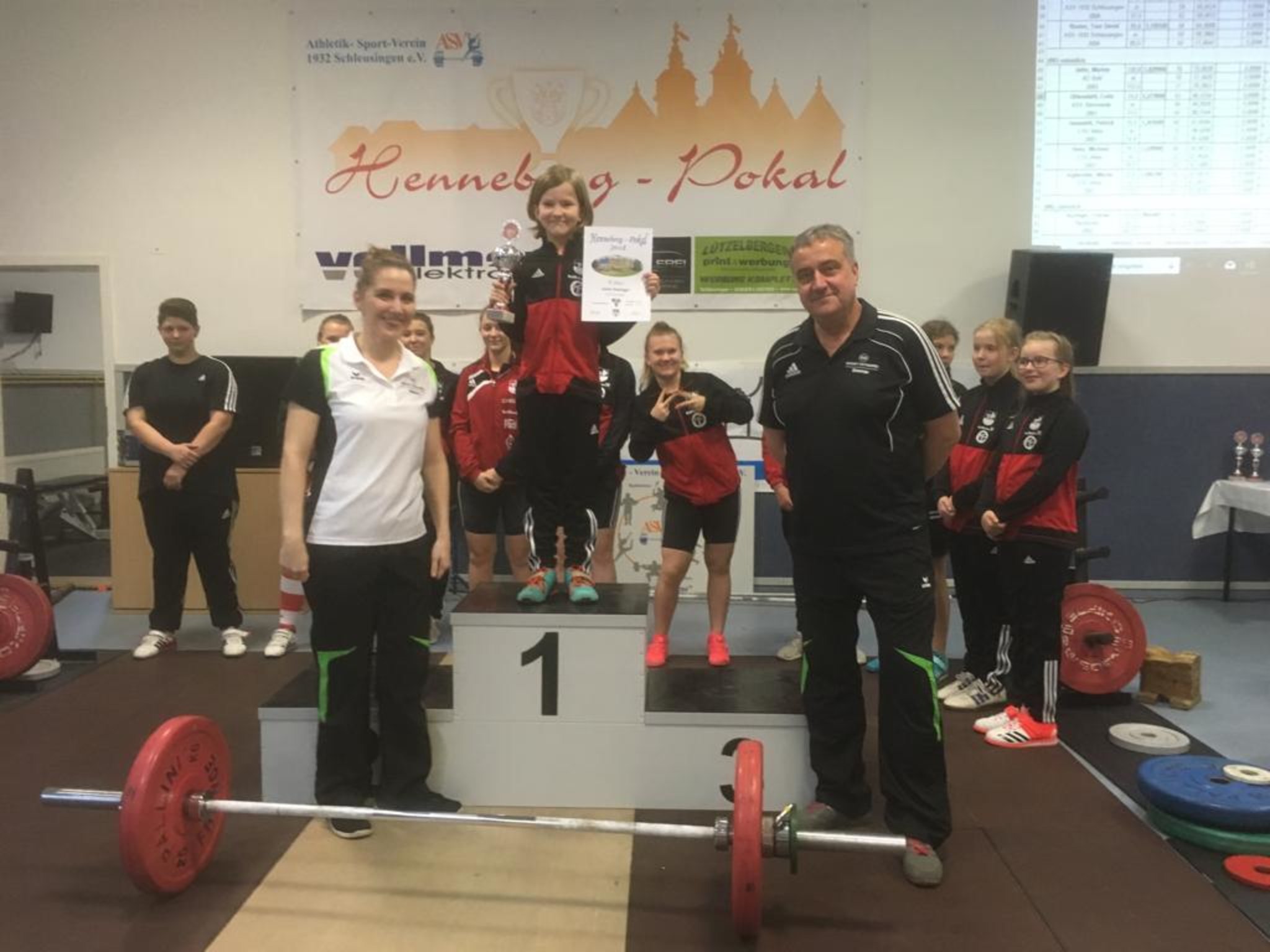 Lena Raidel und Patrick Hansalek holten sich den Henneberg Pokal ...