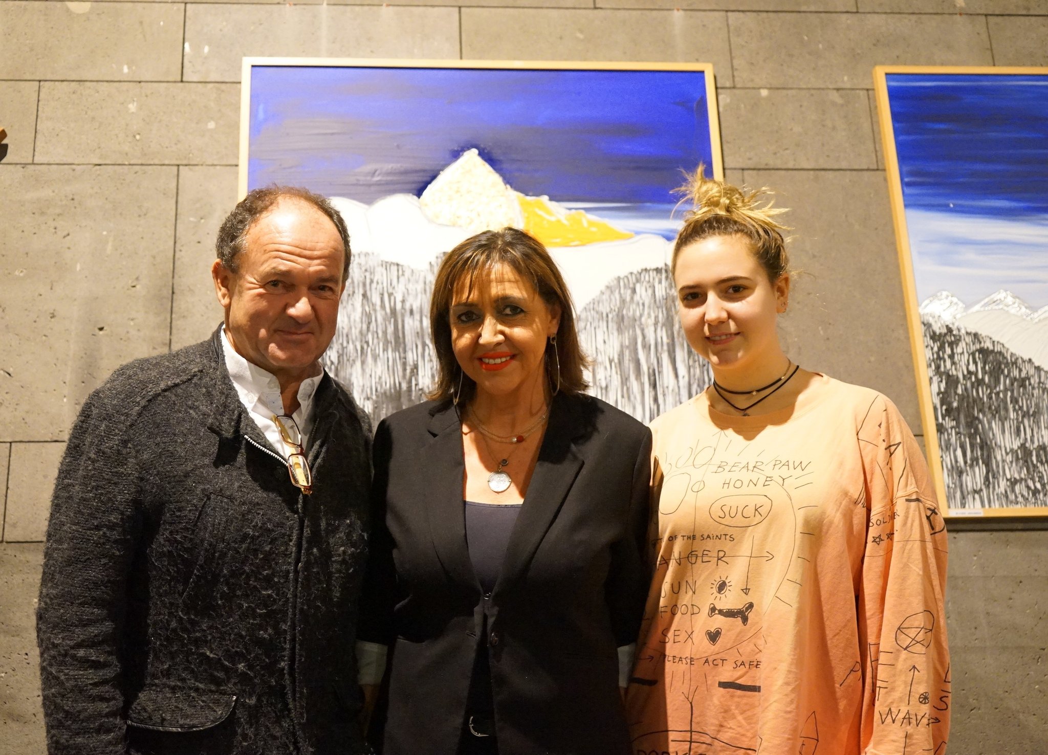Vernissage: Regina Pizzinini stellt im Aqua Dome aus - Imst