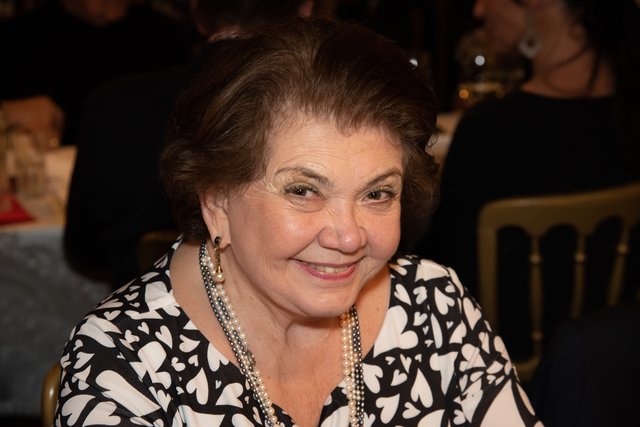 AUSZEICHNUNG FÜR EDITH LEYRER: "GOLDENE RAMPENSAU 2018 FÜR EDITH LEYRER ...