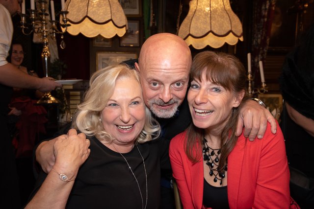 AUSZEICHNUNG FÜR EDITH LEYRER: "GOLDENE RAMPENSAU 2018 FÜR EDITH LEYRER ...