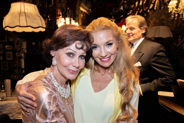 AUSZEICHNUNG FÜR EDITH LEYRER: "GOLDENE RAMPENSAU 2018 FÜR EDITH LEYRER ...