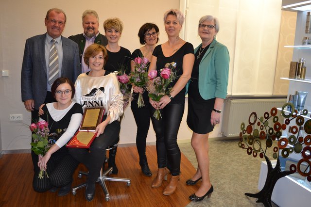 Firmenjubiläum: Kammern: 30 Jahre Frisierstube Anni - Leoben