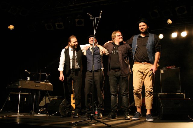 TOIjahrskonzert im Treibhaus in Innsbruck: Mundartband TOI feierte ...