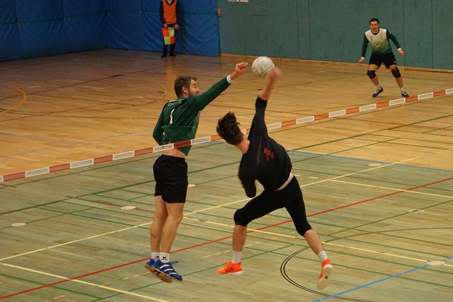 Seekirchen Faustball führt Tabelle an - Flachgau