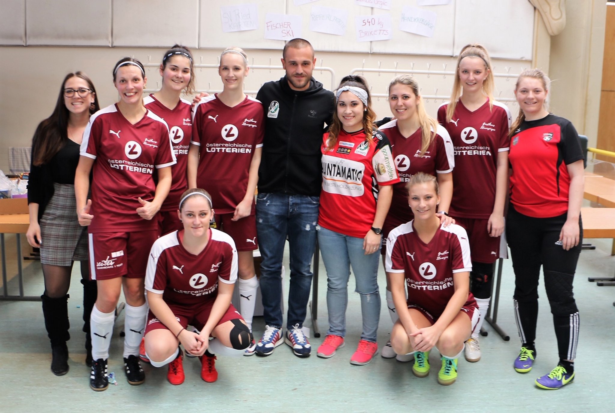 Ladies-Cup begeistert Publikum: Platz drei für Fußballerinnen aus ...