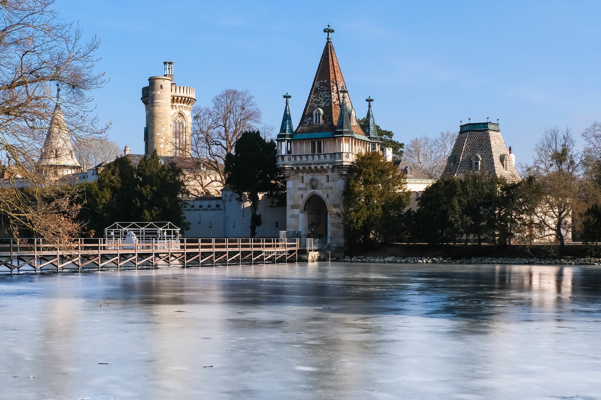 Laxenburg: Laxenburg in Eis erstarrt - Liesing