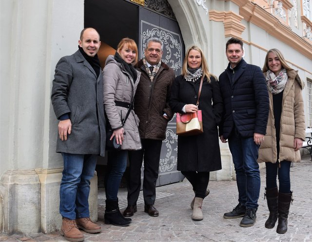 Pop up Store: Betreiber fix: Kosmetik im alten Münzturm - St. Veit