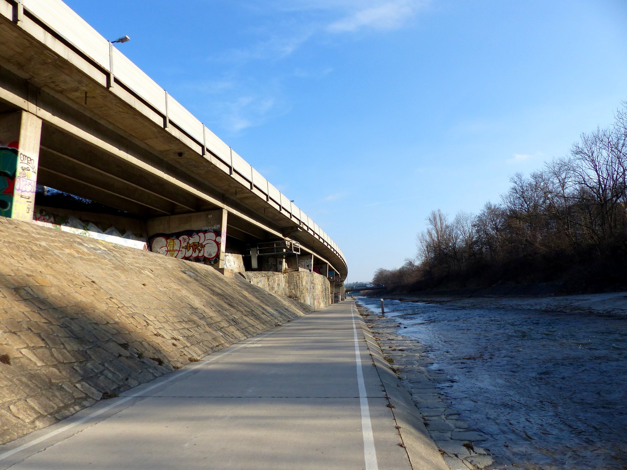 Spaziergang: Am Wienfluss - Penzing