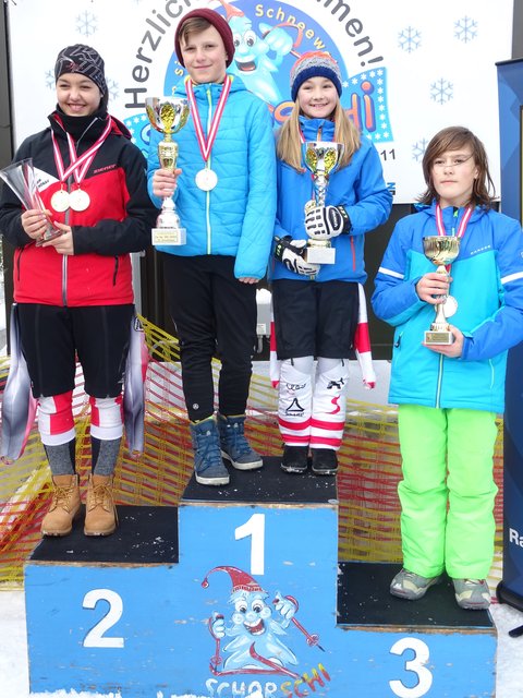 Fast 200 Starter bei Ski-Bezirksmeisterschaft der Schulen - Perg