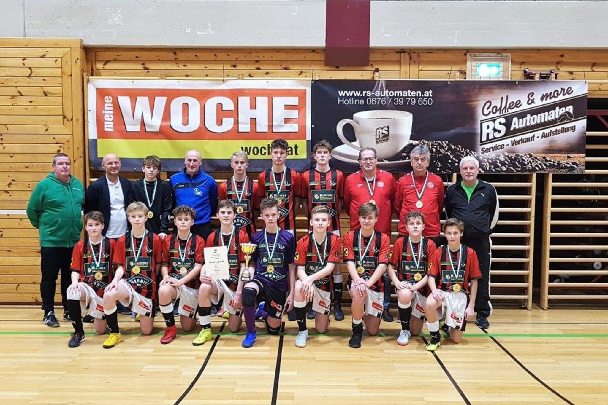 Nachwuchsfußball: Großer Nachwuchs-Hallencup in Leibnitz - Leibnitz