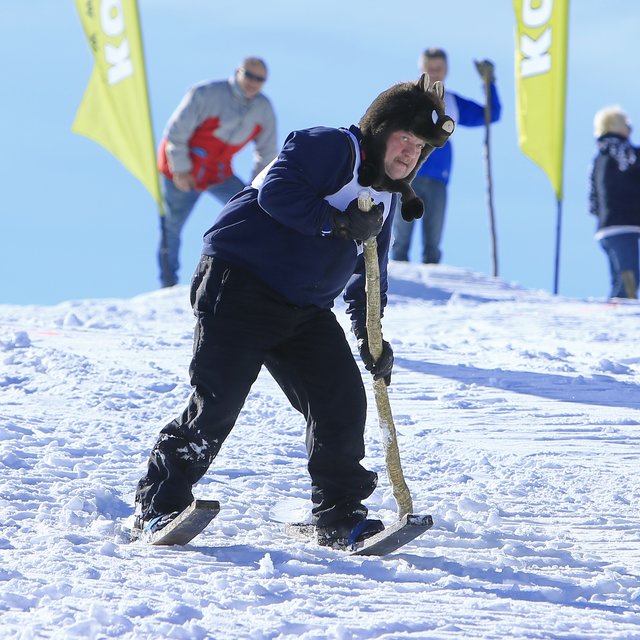 Bildergalerie: Lustiges Fassdaubenrennen in Powang - Vöcklabruck