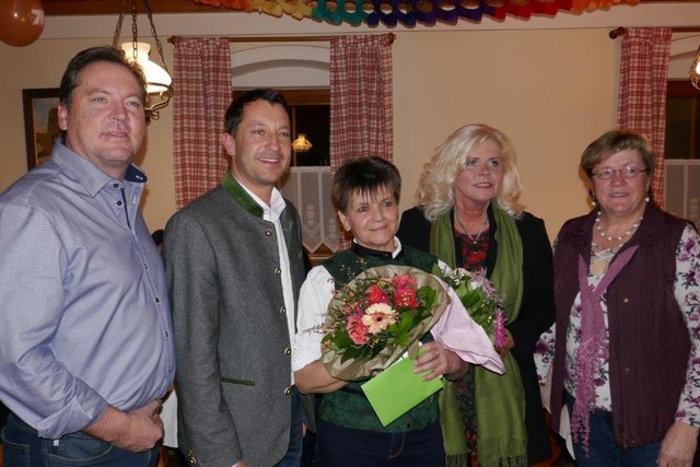 In Sinabelkirchen wurden zwei "starke" Frauen verabschiedet - Weiz