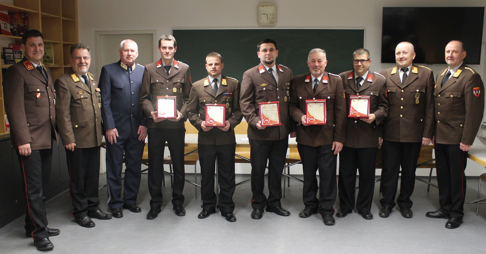 Stadtfeuerwehr Oberwart: Jahreshauptdienstbesprechung mit Beförderungen ...