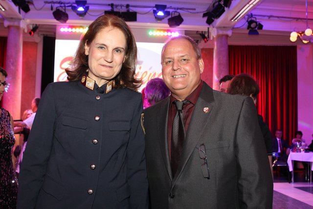 Leute: Der Polizeisportverein lud zum Polizeiball - Villach Land