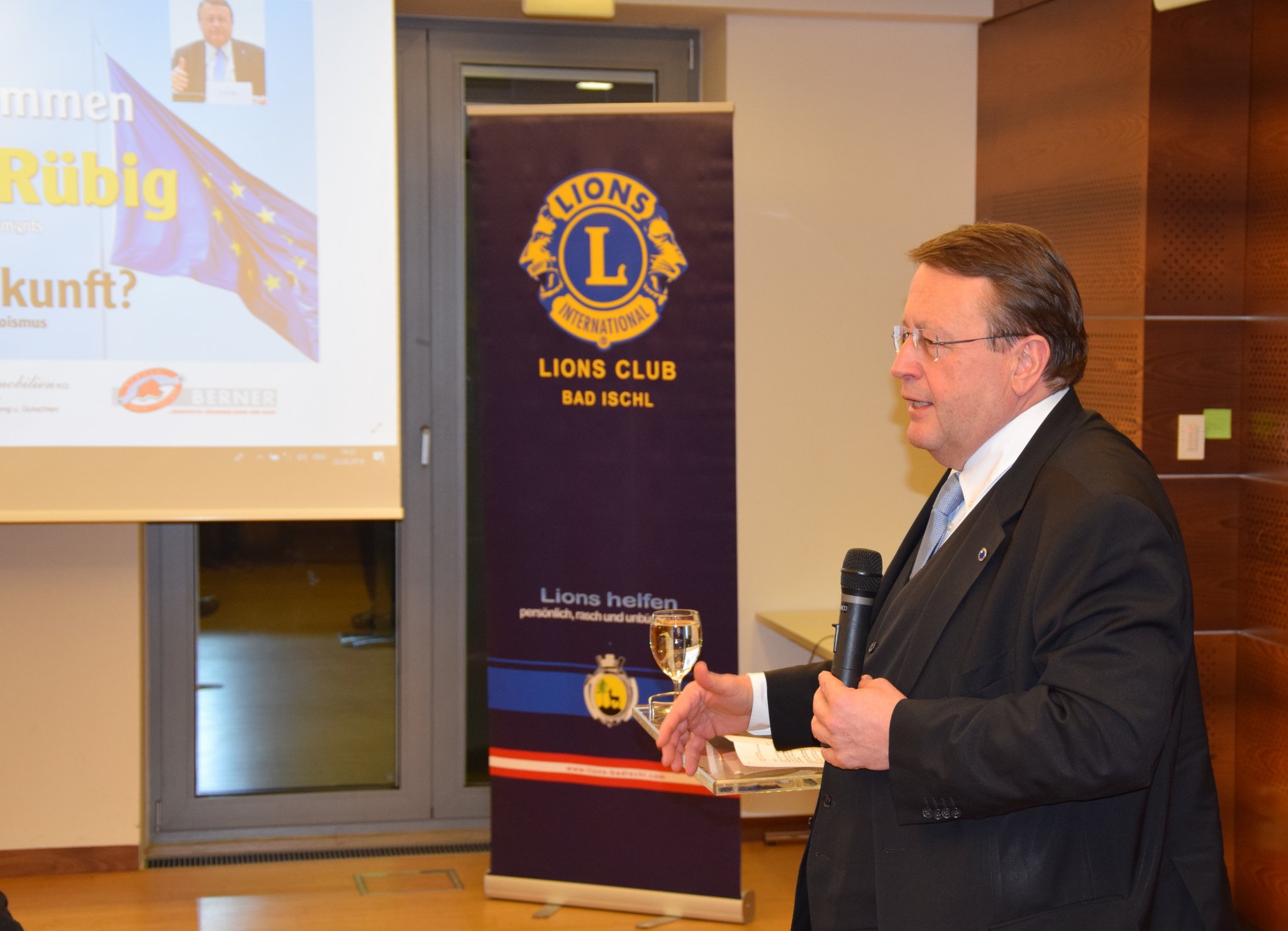 Vortrag: Paul Rübig ist überzeugt: "Ja, die EU hat Zukunft" - Salzkammergut