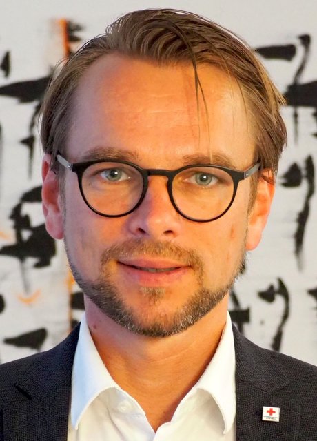 Ersthelfer sind Lebensretter: Rotes Kreuz: Nur wer nicht hilft, macht ...