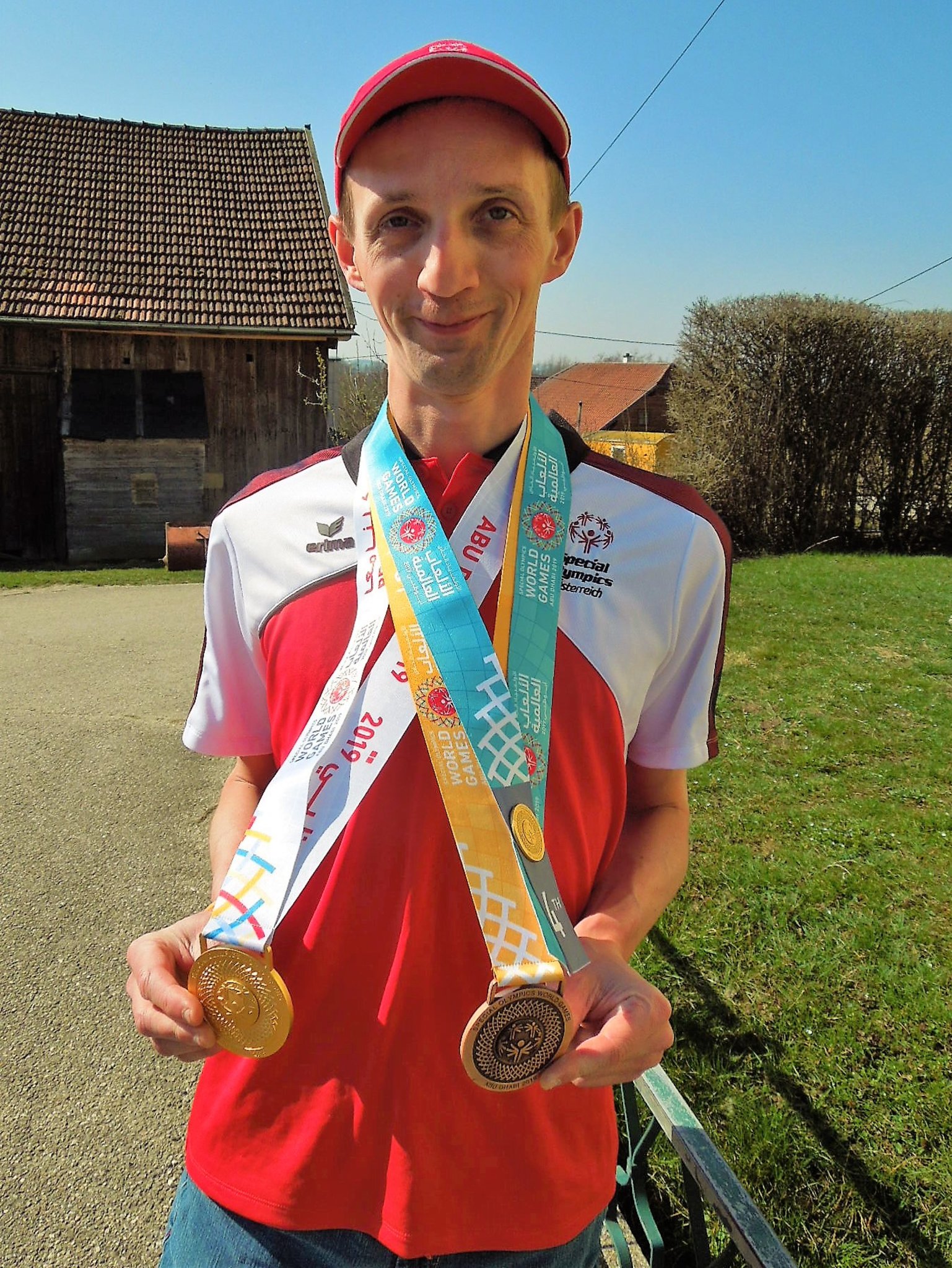Gold und Bronze für Herbert Stephan Maier aus Lambrechten bei der ...