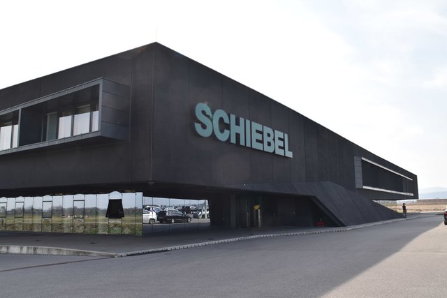 Sonnige Zeiten für Schiebel - Wiener Neustadt