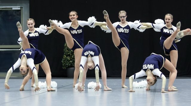 Cheerleading: Shining Waves schafften bei Meisterschaft erneut Bronze ...