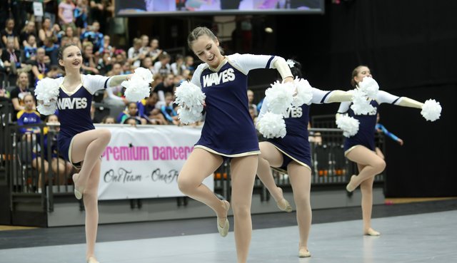 Cheerleading: Shining Waves schafften bei Meisterschaft erneut Bronze ...