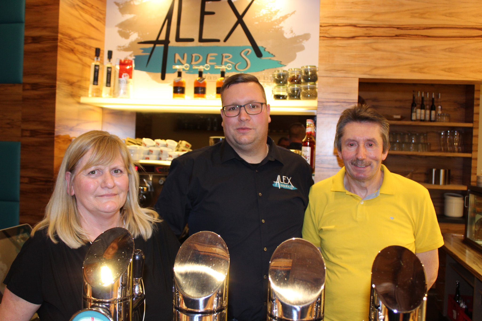 St. Valentin: Lokal „Alex anders“ feierte Eröffnung - Enns