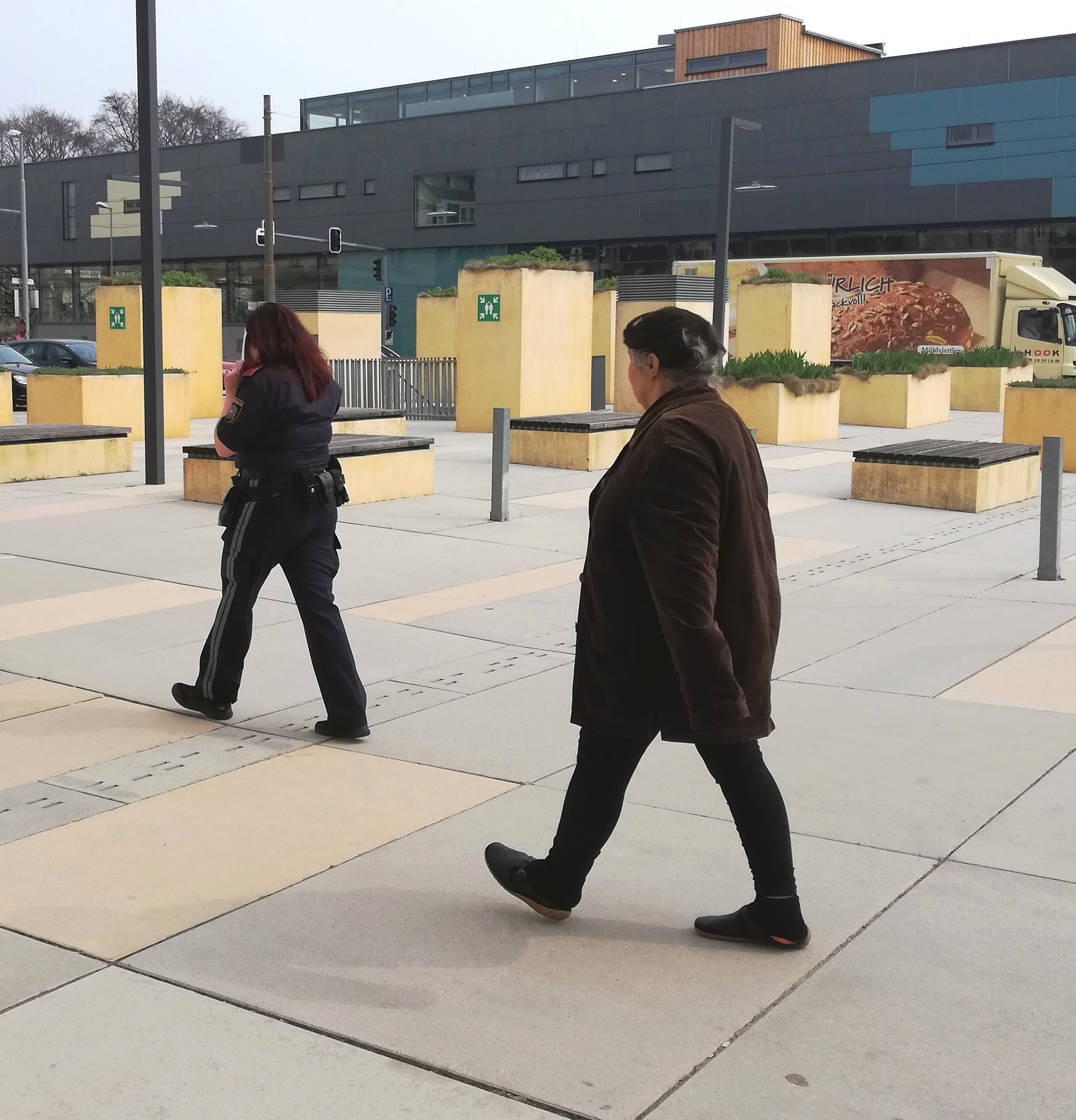 Angeklagte leidet an Logorrhoe (krankhafte Geschwätzigkeit) - Tulln