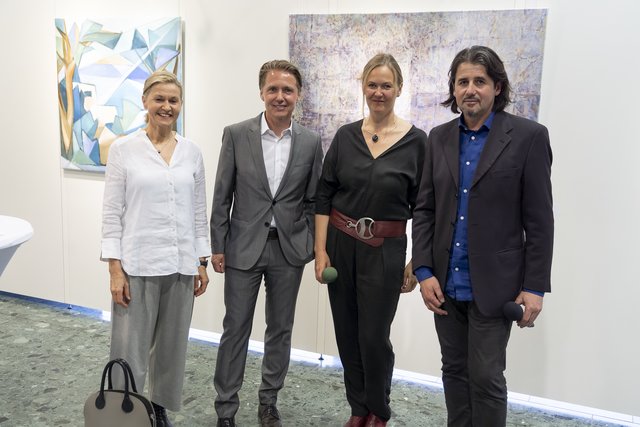 LINZ AG Kunstforum: Gelungener Auftakt der Ausstellung "Lichttraum" - Linz