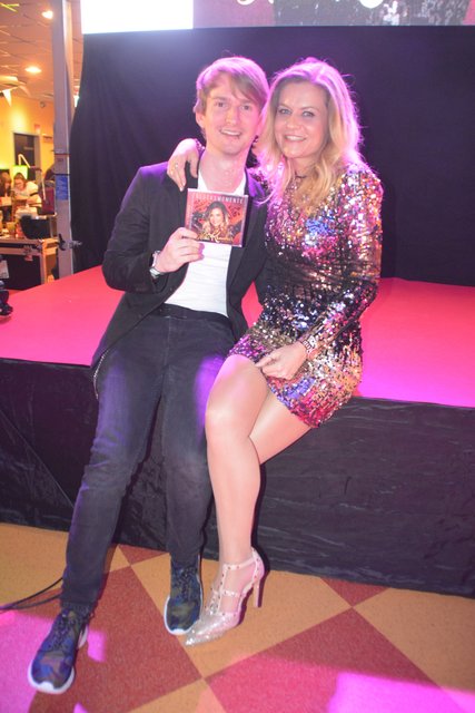 Niki Kracher: Gelungene CD-Präsentation im Dieselkino Oberwart - Oberwart