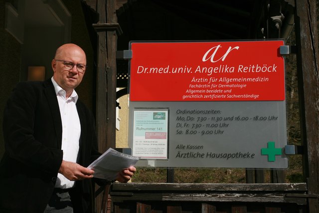 Ordination Dr. Reitböck in Steyrling: Mehr Parkplätze und ...