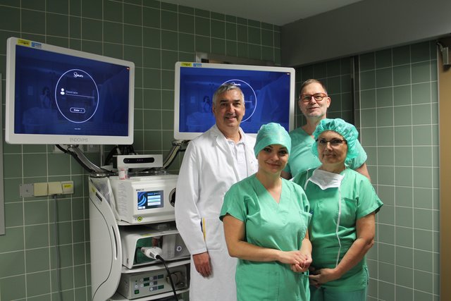 Endoskopieturm mit Spitzentechnologie im Uniklinikum Krems im Einsatz ...