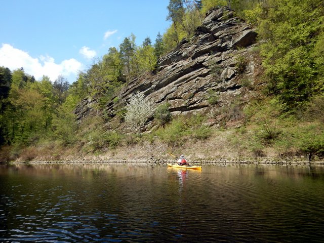 Erste Ausfahrt mit dem Kajak auf dem Stausee Dobra: Erste Ausfahrt mit ...