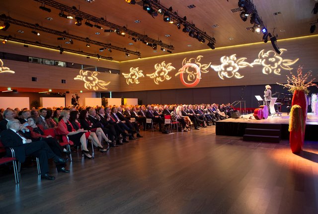 Oberbank-Chef feierte 60. Geburtstag: "Franz, du tust der Bank gut ...