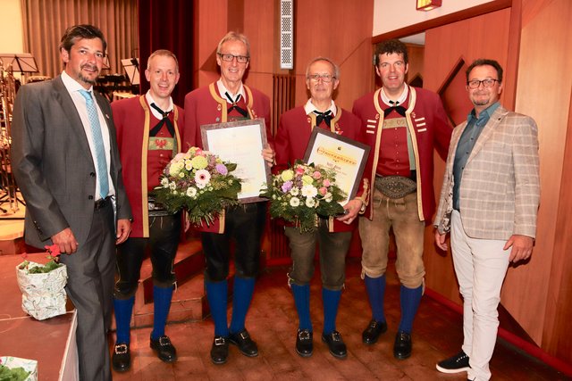 MK Natters: Feinste Musik und höchste Ehrungen - Westliches Mittelgebirge