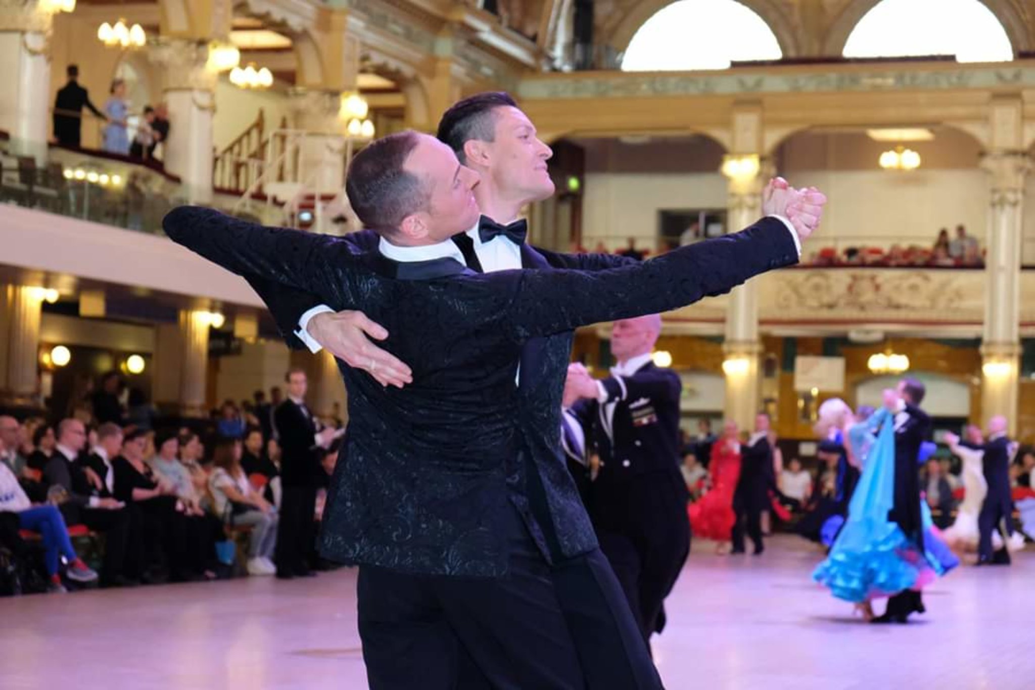 Tanz-EM: Linzer Tänzerpaar erfolgreich bei Europameisterschaft - Linz