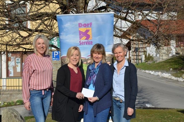 Berg/Drau: Jungunternehmerinnen spenden für Dorfservice - Spittal