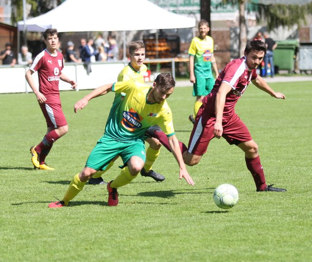 Schiechtl-Elf gewann Duell gegen Lokalrivalen Tarrenz mit 3:1: SV ...