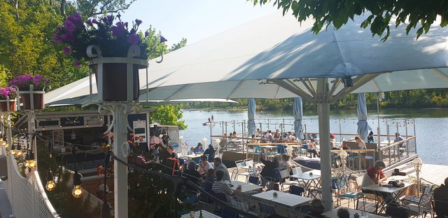 Neueröffnung: Das Bootshaus bringt maritimes Flair an die Alte Donau ...