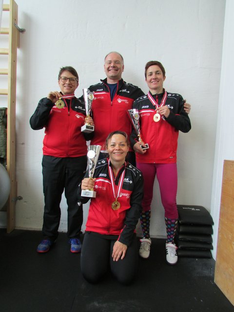 Gewichtheben: Vereinsdamen glänzten erneut - Baden