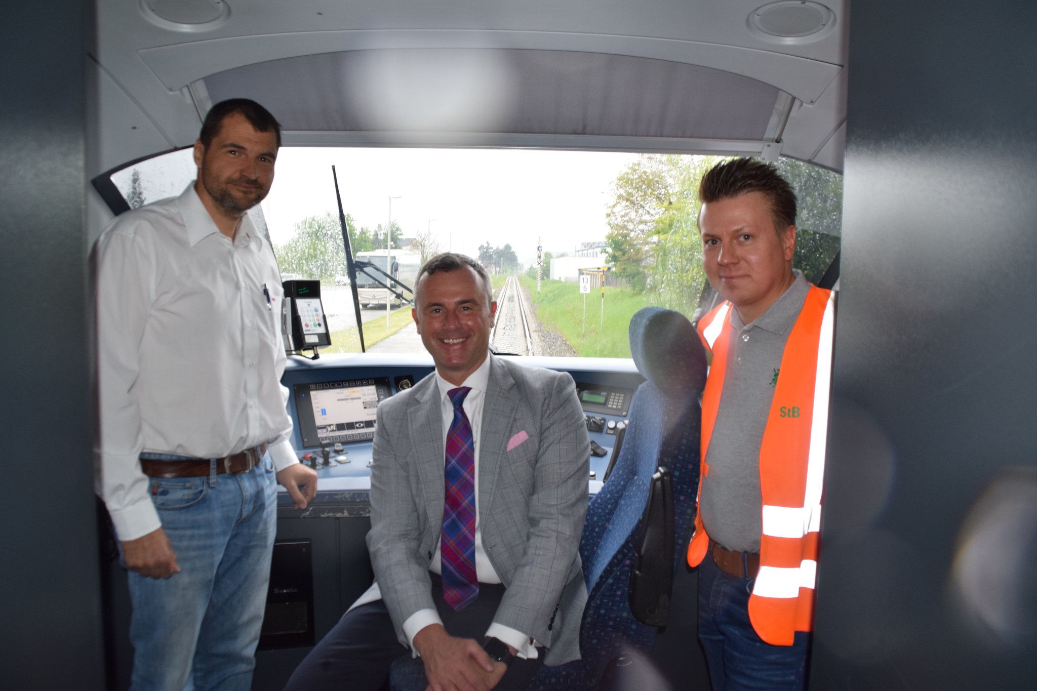 Mit dem Zug nach Oberwart: Sonderfahrt des Open Rail Lab mit ...