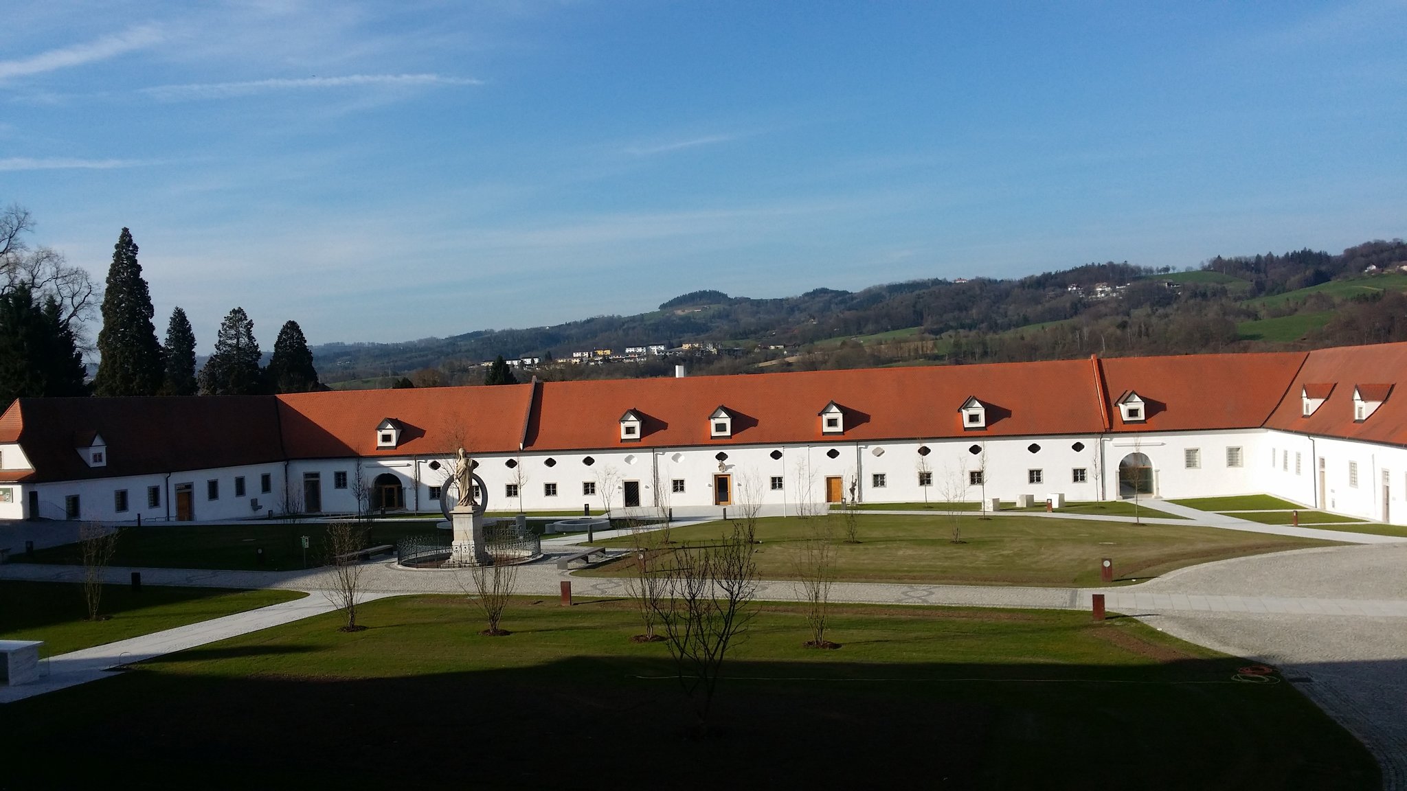 Wilhering: Stift: Neuer Glanz erstrahlt - Linz-Land