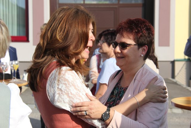 Angela Baumgartner feierte ihren Runden: Ein Volksfest zum Geburtstag ...