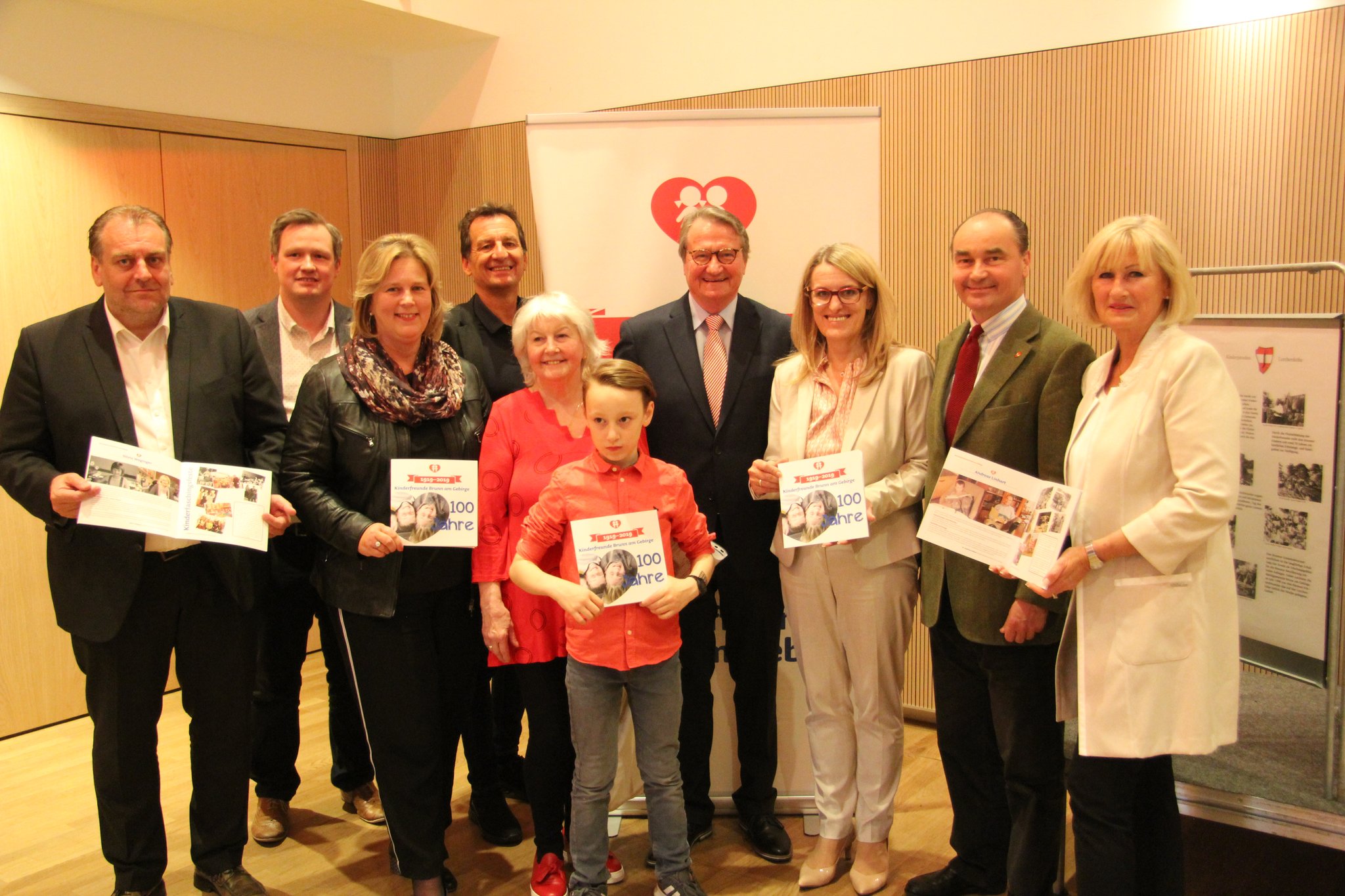 Brunn am Gebirge: Kinderfreunde feierten den '100er' - Mödling