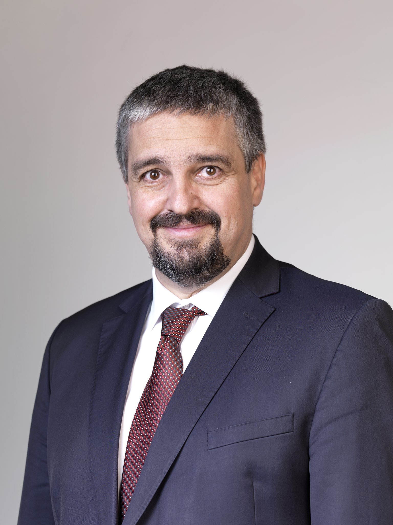 Andreas Stangl im Gespräch: "Dem Sozialabbau entgegentreten" - Linz-Land