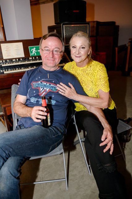 Bluespumpm featuring Peter Ratzenbeck @ EBoardmuseum Klagenfurt ...