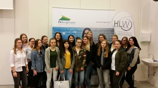 Spannender Aktionstag der HLW Pinkafeld und der FH Pinkafeld - Oberwart