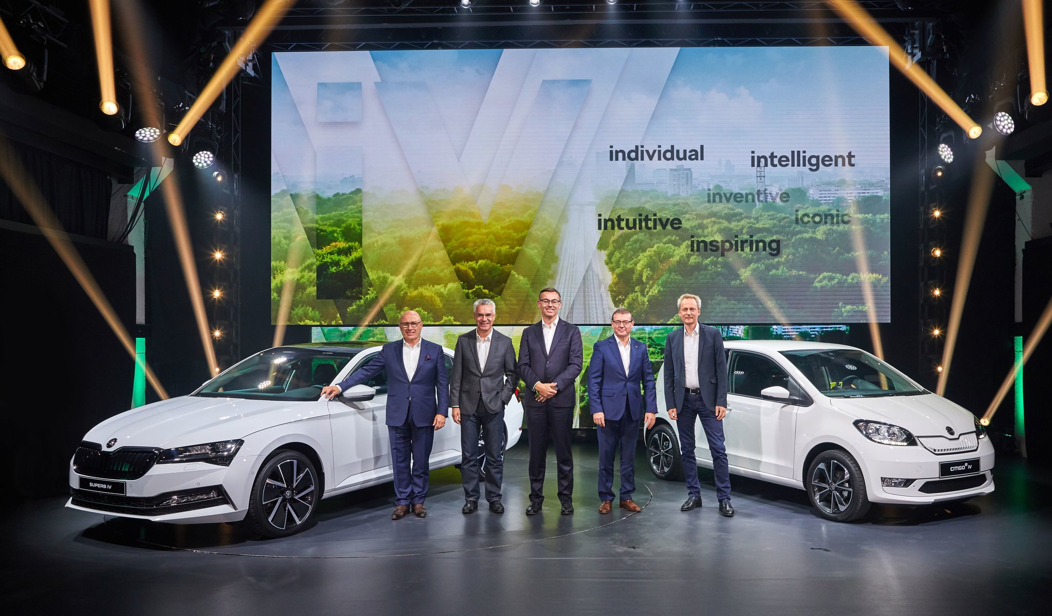Škoda präsentierte seine ersten elektrifizierten Fahrzeuge: Auch Škoda ...