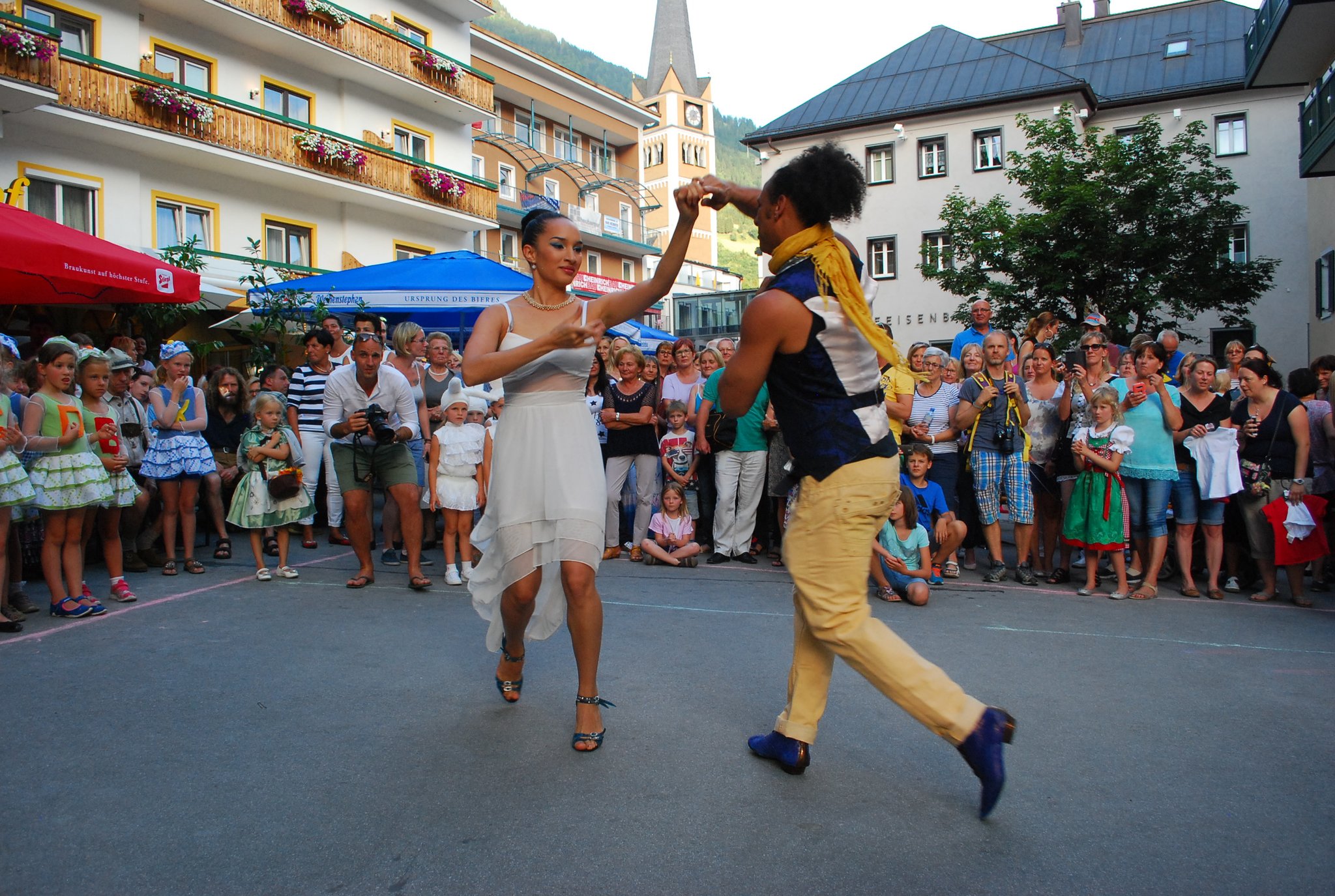 „Komm und tanz mit mir‘ -Tanzkurse und Workshops - Pongau