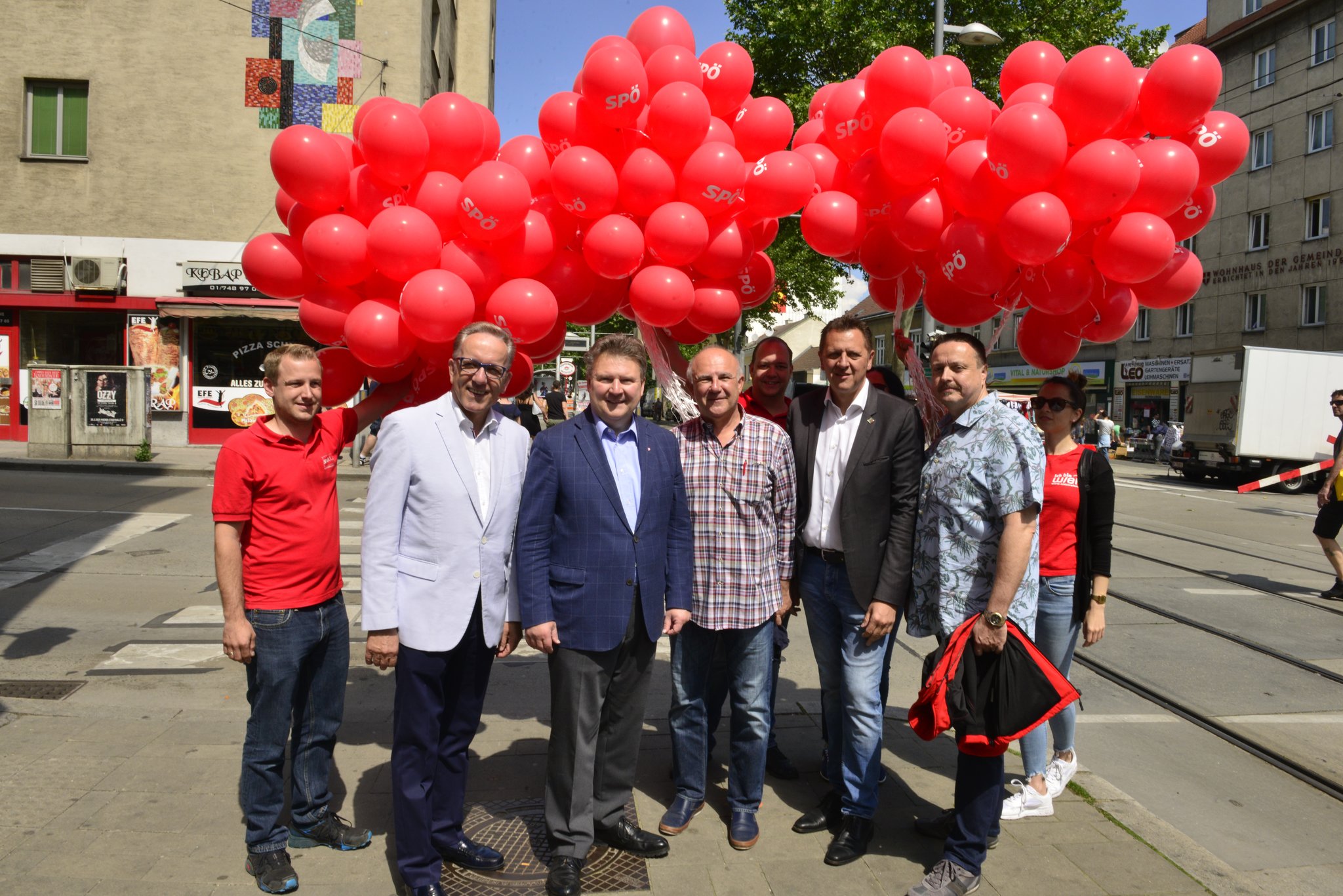 Straßenfest Simmering: Ein Straßenfest für Alle - Simmering