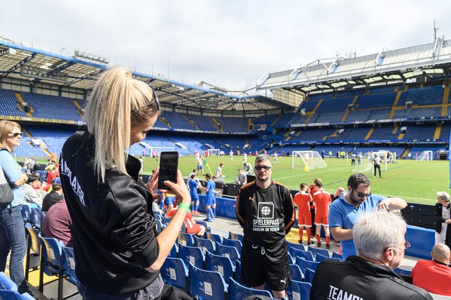 Behindertensport: SPIELERPASS vertrat Österreich beim FC Chelsea ...